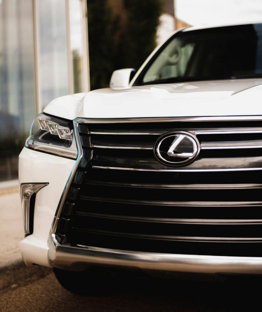Off-Roading Tough Meets Downtown Elegance - Modern Luxuria