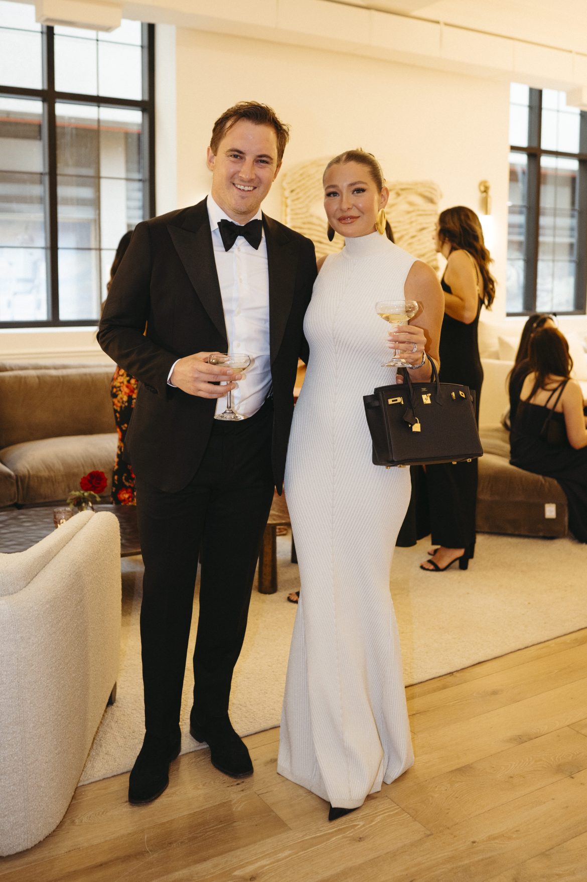 Bar Trove’s Stylish Debut - Modern Luxuria