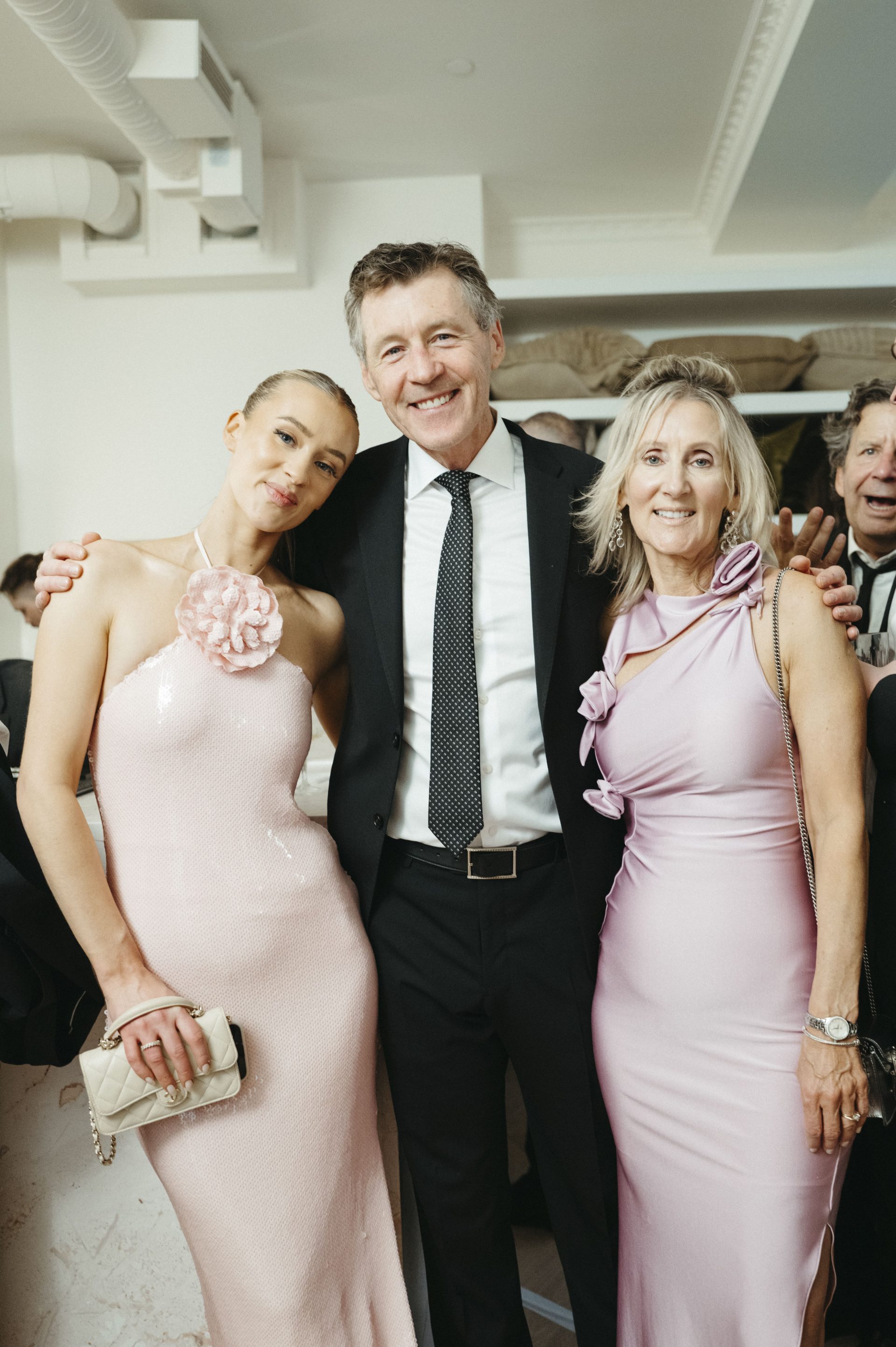 Bar Trove’s Stylish Debut - Modern Luxuria